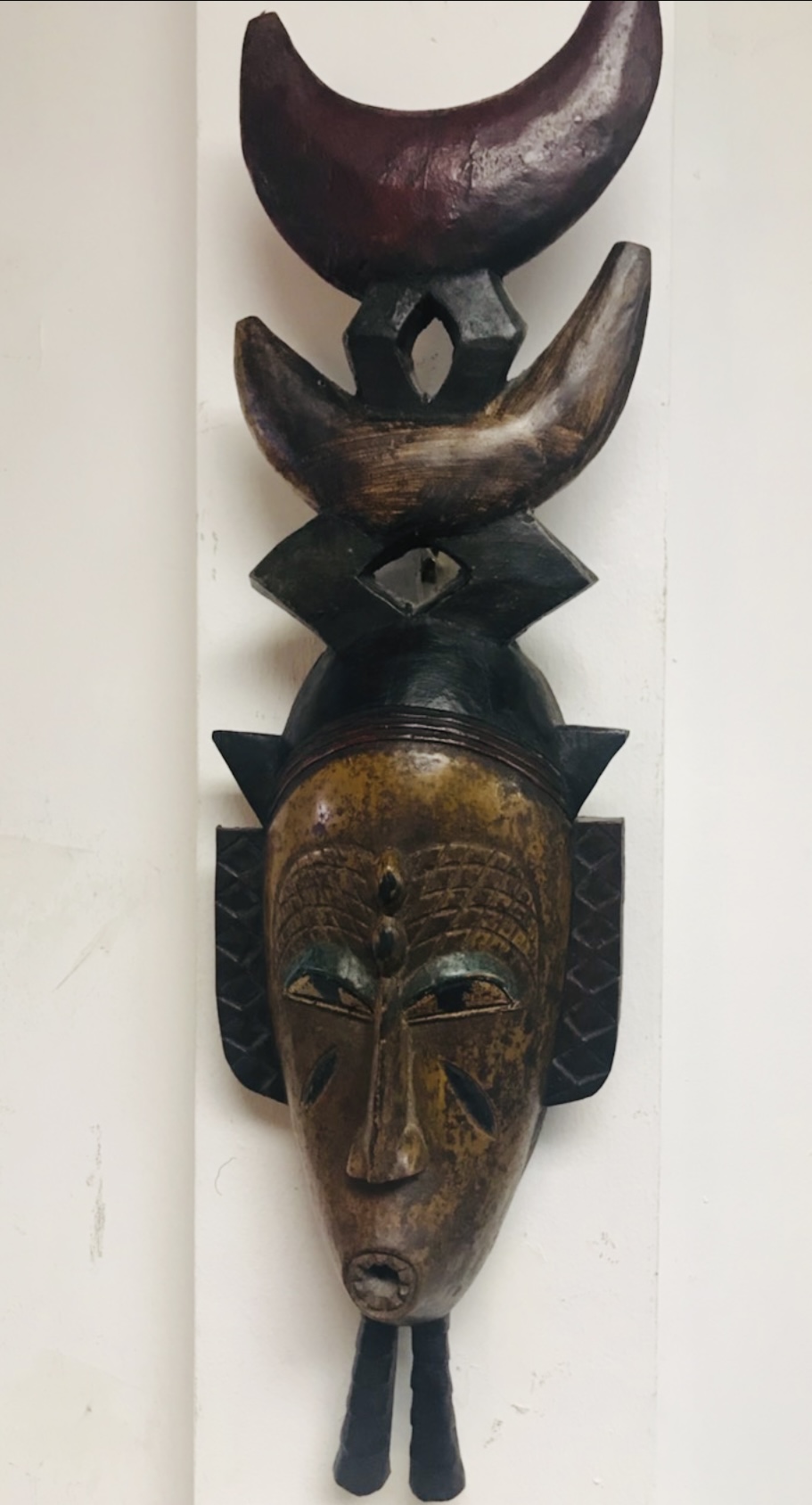 MaskWithStool – Zawadi